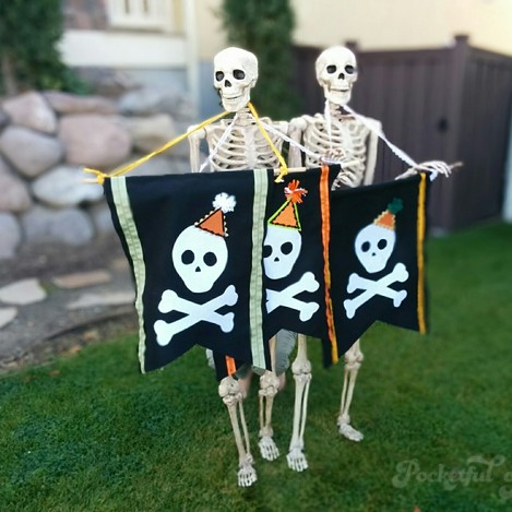DIY Felt Skull Banner - Eighteen25