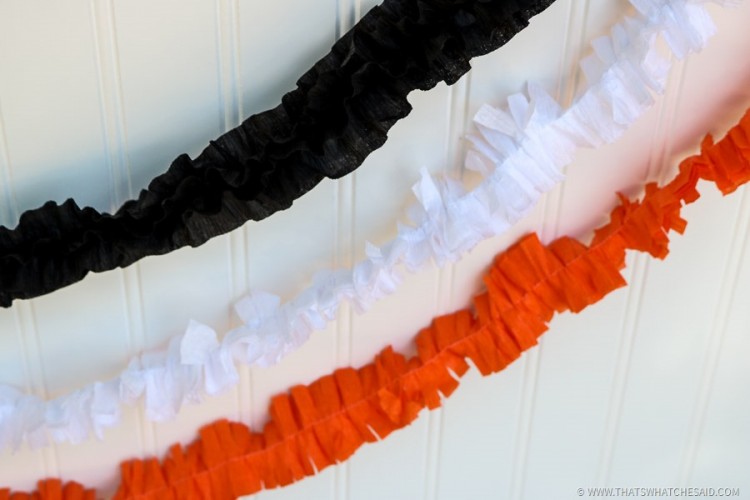 Easy DIY Halloween Garland - Eighteen25