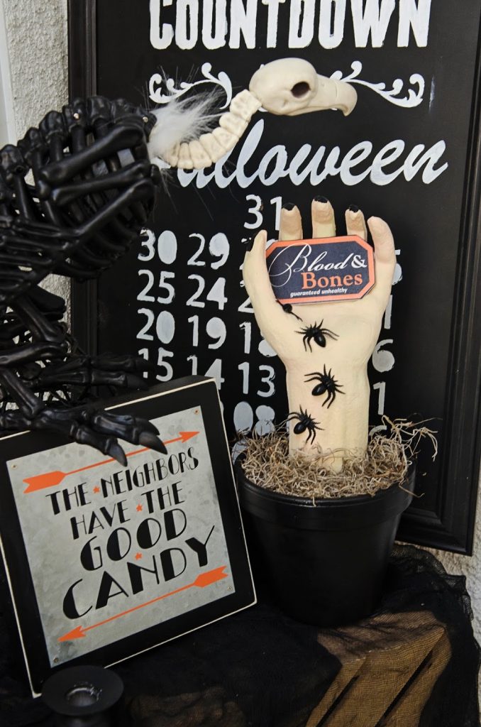 DIY Creepy Halloween Hand - Eighteen25